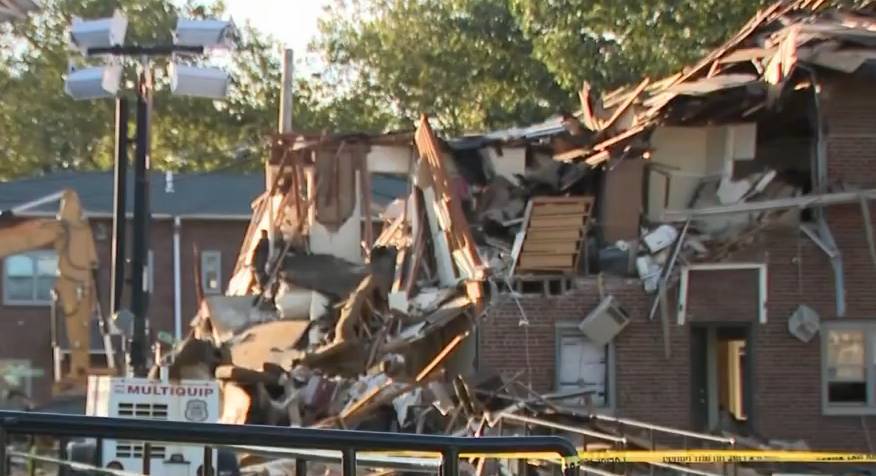 Building implosion sends six to the hospital - Informing News