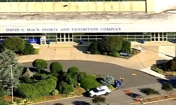 Five masked men attack school graduation ceremony - Informing News