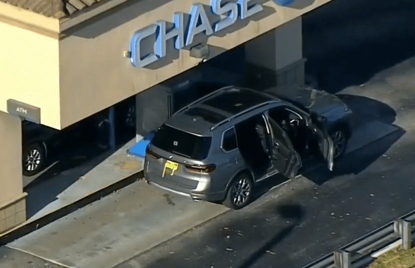 Man, woman, and child shot dead in Chase bank drive-thru lane ...